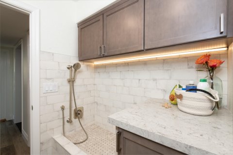 How to Pamper Your Pup With a Custom-Built Dog Wash Room – Sea Pointe