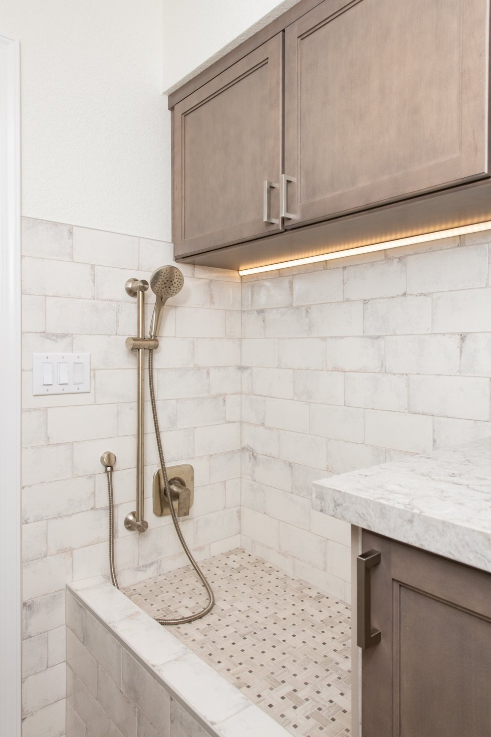How to Pamper Your Pup With a Custom-Built Dog Wash Room – Sea Pointe